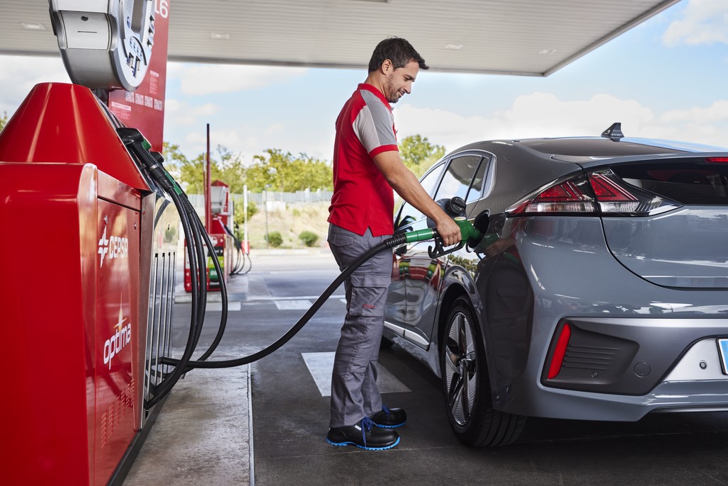 Cepsa lanza una plataforma digital de selección para sus estaciones de ...